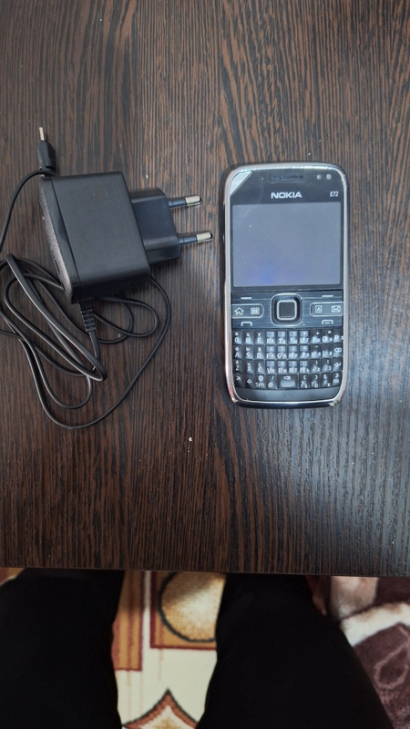 Nokia E 72 новый/yangi