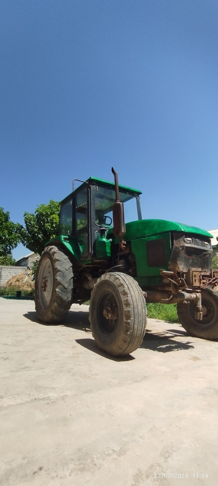 TTZ80 traktor...