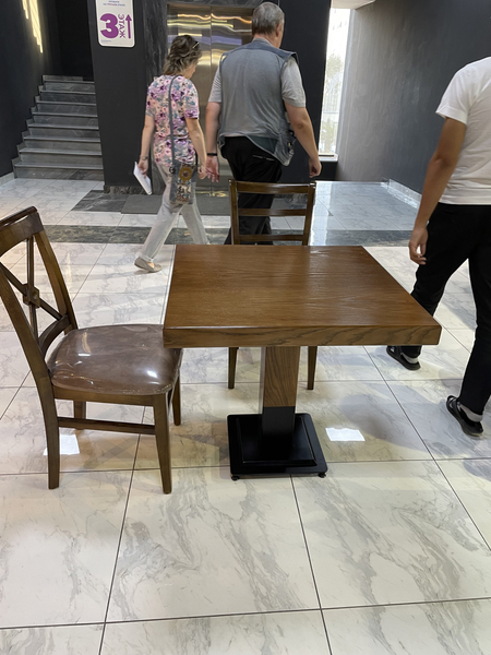 Stol stul kafe va restoranlarga