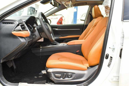 Toyota Camry Hybrid Lumiere 2023 zakazga