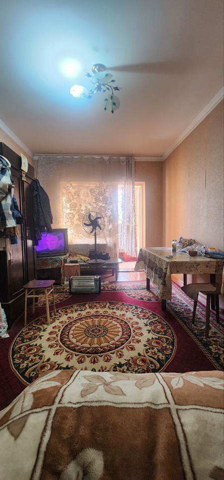Yunusobod 17 kvartl 1 xonali kvartira Sotiladi 1/5/5 40 m²