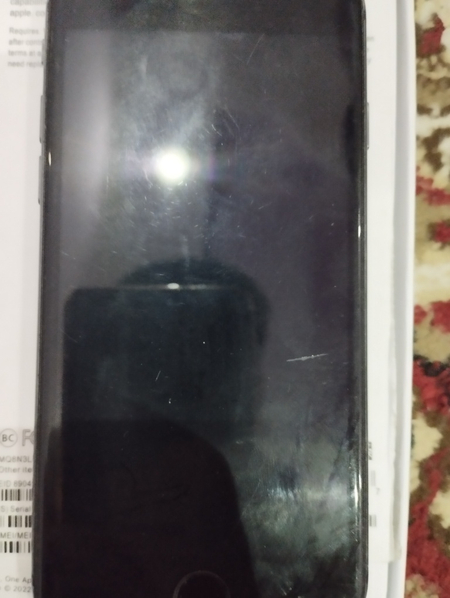 Iphone 8 sotiladi