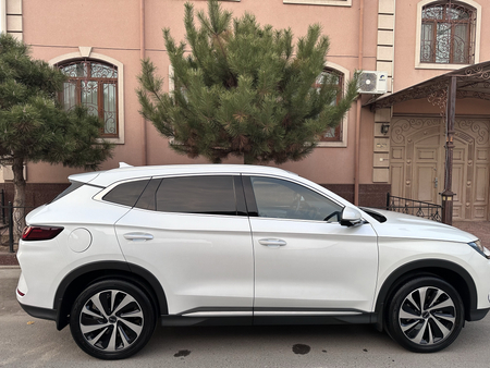 Byd champion 520 xolati ideal probeg 33500 Km Arenda