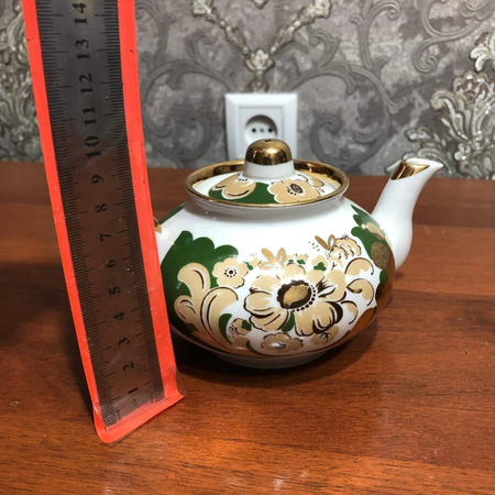 Комплект из двух чайников.