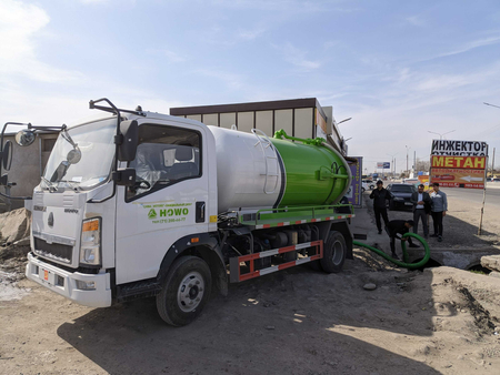 Юқори сифатли водовоз SHACMAN 4х2 (15 куб)