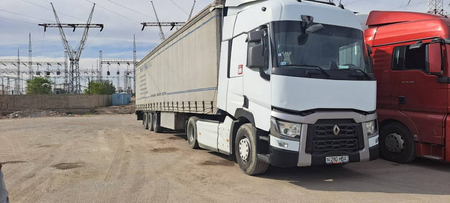 Renault + прицеп Сотилади