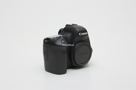 Canon EOS 6D Body+ Bustr: 14.303 Probeg
