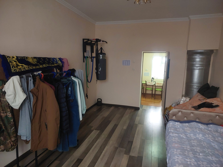Продаётся дом ( ховли ) в центре Янгиюля, ор-р МТС махалля, новый мост
