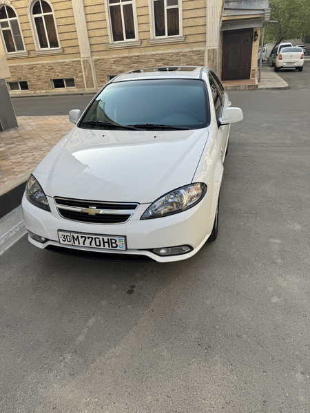2023 sentyabr chiqgan 18000 yurgan moshina shaharniki minishga tayyor