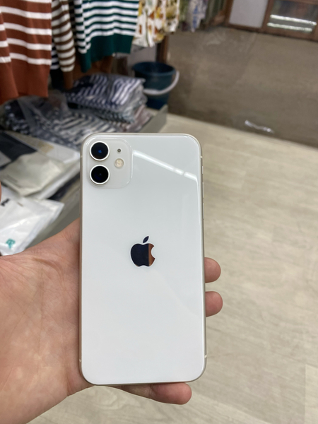 IPhone 11  yangi(dek)