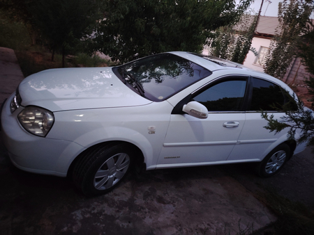 Lasetti 1.8 avtomat 2009 mator xadavoy balon ideal