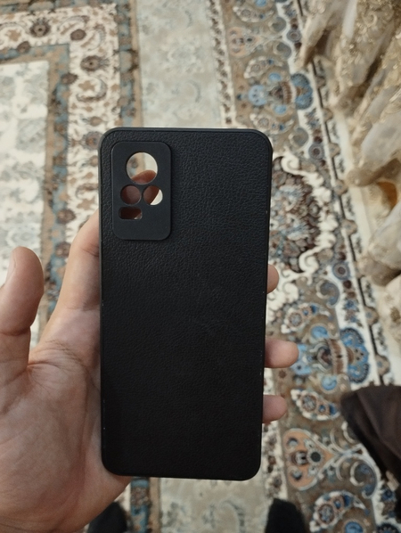 Vivo V21e 8,00+4,00гб/128/гб