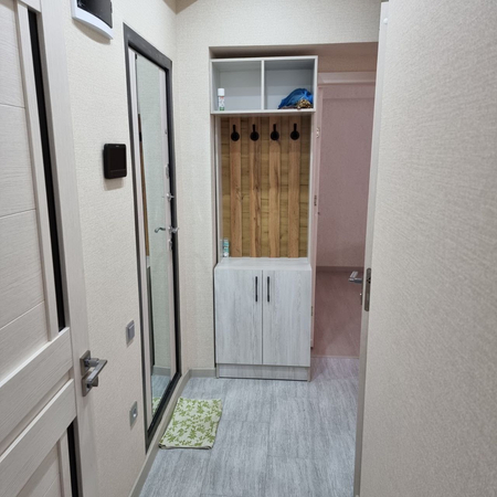 Юнусабад 4 квартал 2/2/4 (52²) продаётся квартира