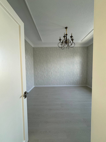 Продается 3х этажный дом 6 комнат, ор:махаля Соломатина, 150м2