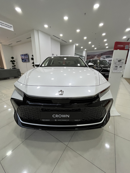 Toyota Crown hybrid / Тойота Краун гибрид