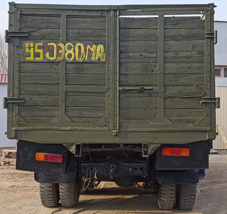 КамАЗ прицеп билан сотилади 140 млн, енгил машина бартер хам бор