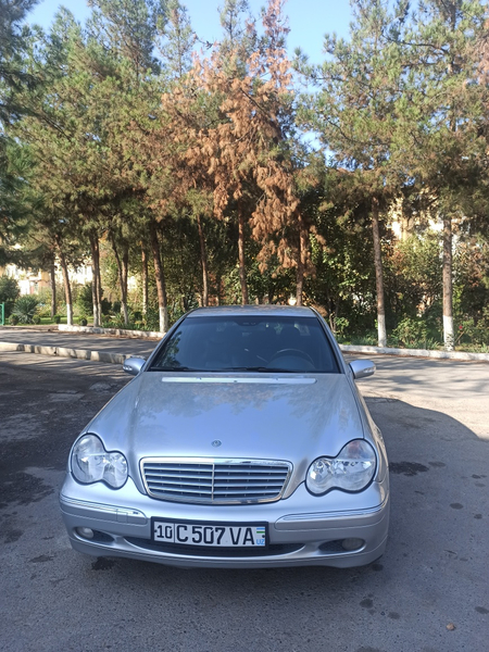 Продаётся или обмен Мерседес бенз с200 w203 кузове