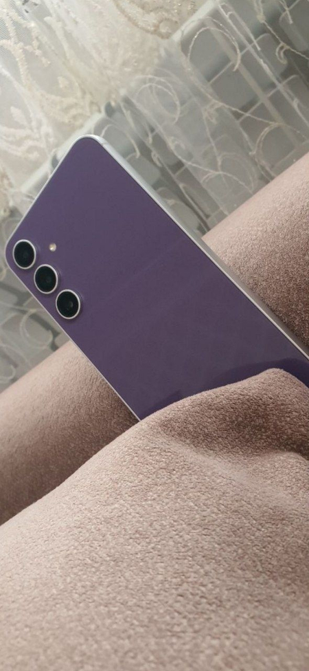 Samsung s23 fe в отличном состоянии
