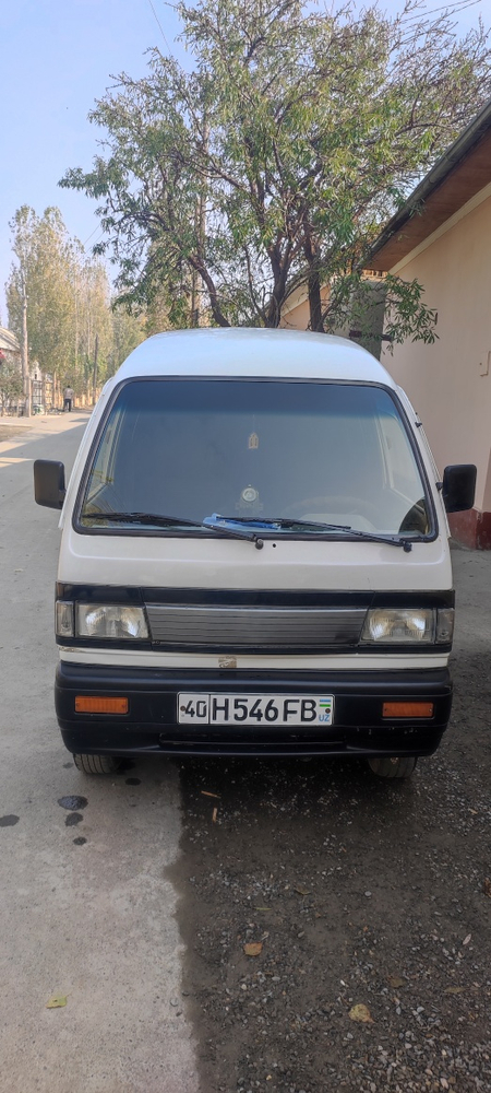 Sotiladi 1999 yil damas