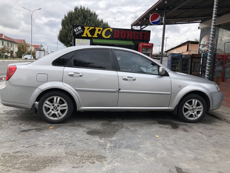lasetti 1.6  2006 mehanika kareyskiy gazi bor 3 pakaleniya