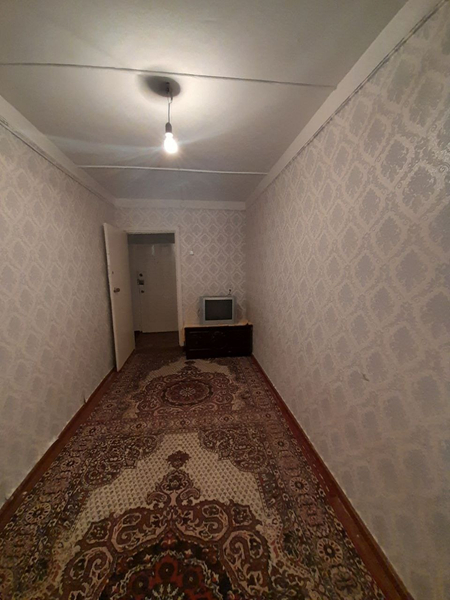 Срочно без маклер 3х ком. 1этаж