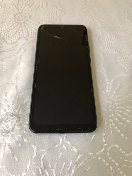 Madeli:Redmi c9 xolati idal