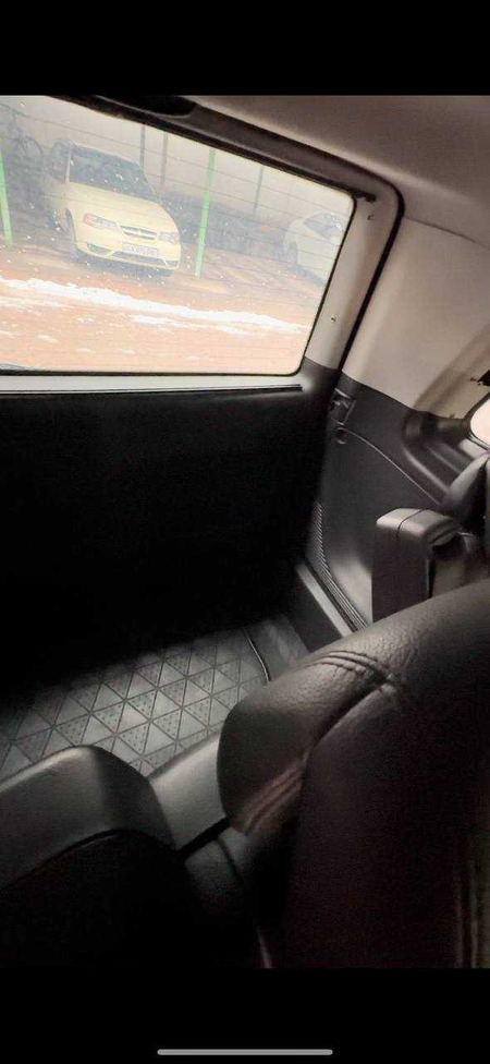 Mercedes Viano продается