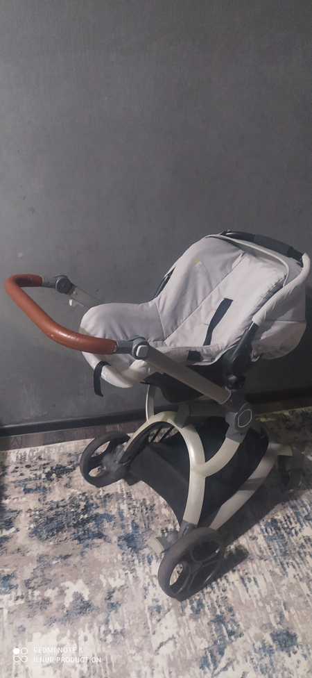 продаётся коляска pier cardin 3 в 1