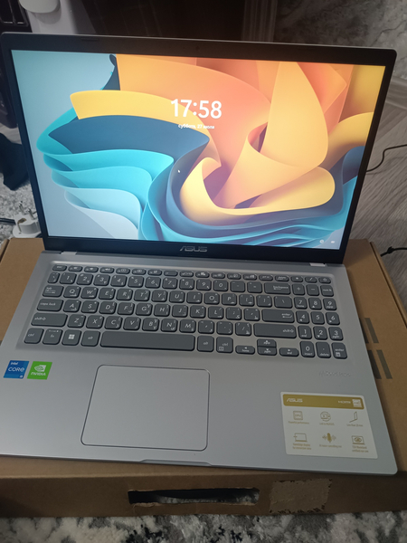 Ноутбук  Asus X515E