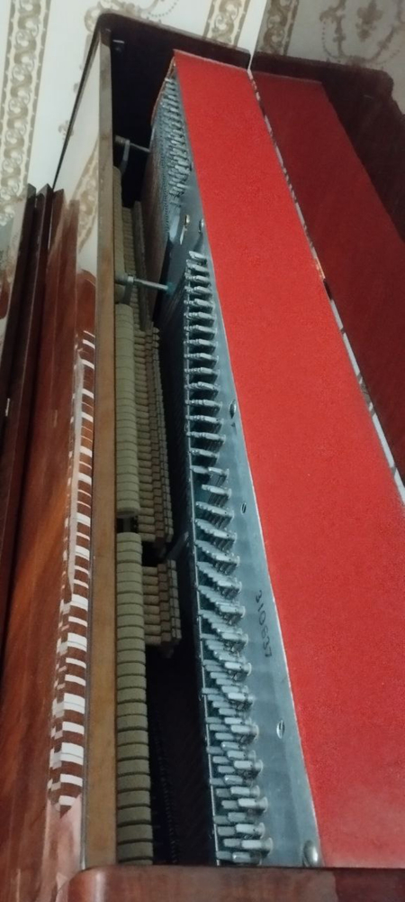 Pianina sotiladi
