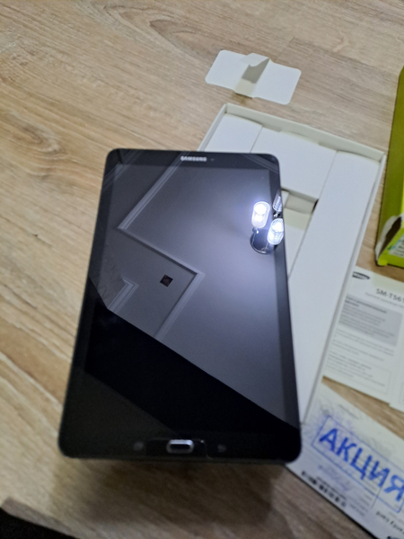 Samsung Tab E планшет
