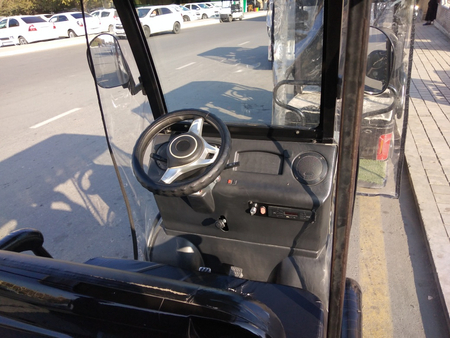 Elektro golf car sotiladi