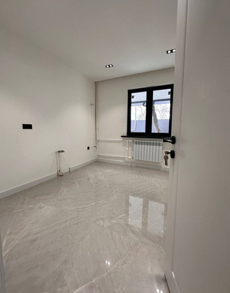 Gangada 65 m2 Ofes arendaga beriladi