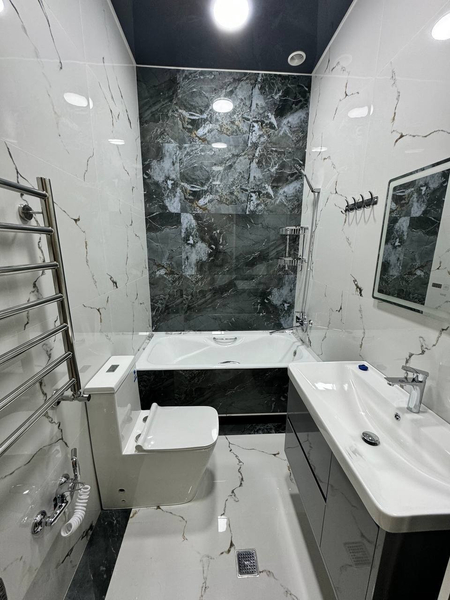 Циолковский 8 xona obshiy 4500 y.e
1 letniy kuxniya