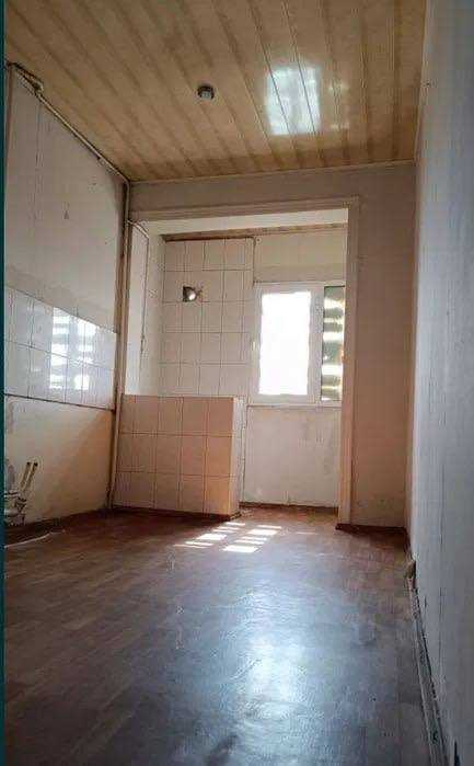 СРОЧНО Квартира 3/8/9, 75 м², Буз базар, метро БИЙ, Максим Горький