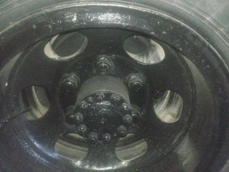 Gaz 52 somosval sotiladi