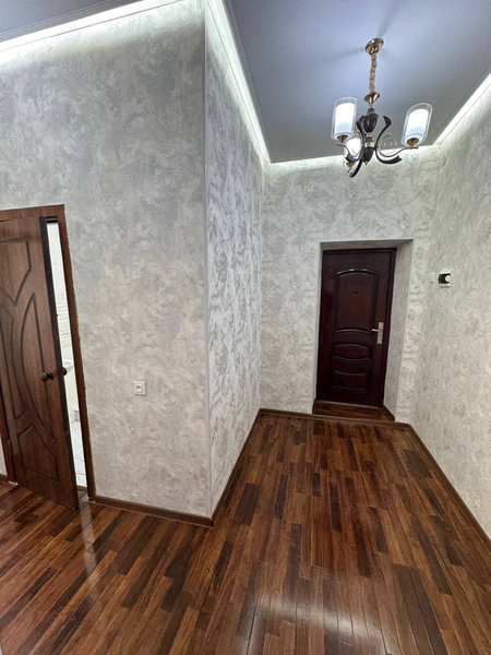 Срочно продаётся 2х комнотная квартира. 8 март. Темуршох рес.Ипотека м