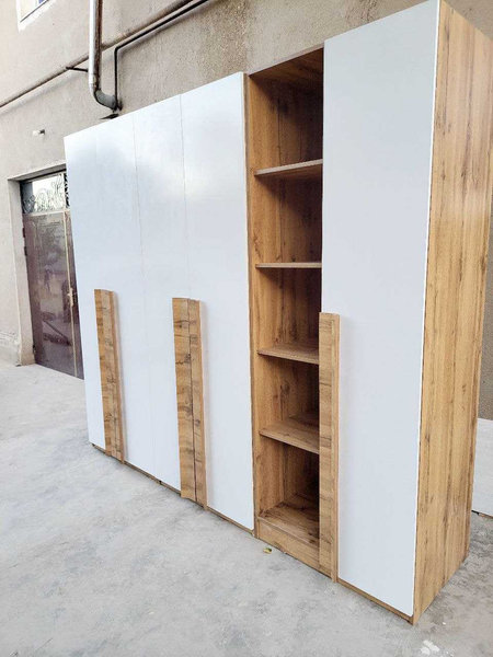 Spanni mebel Hi Tech