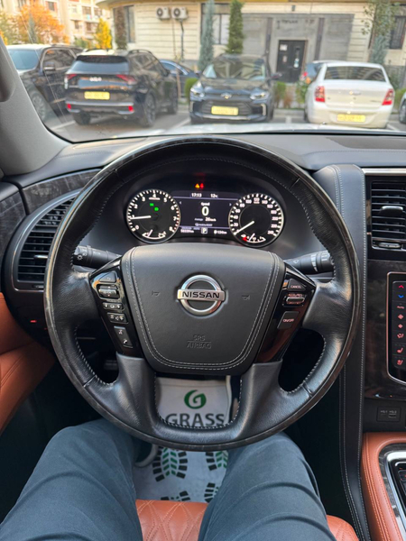 Автомобиль   Nissan Patrol Platinum