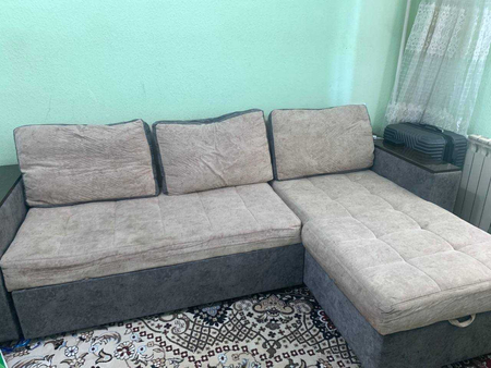 Продается диван уголок раскладной, состояние хорошее. 255х(80)150