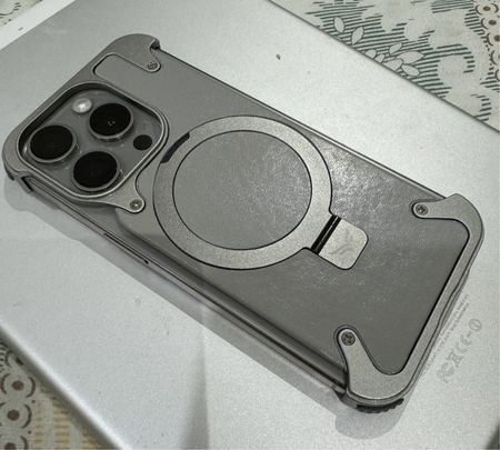 Чехол доя Iphone 15 pro