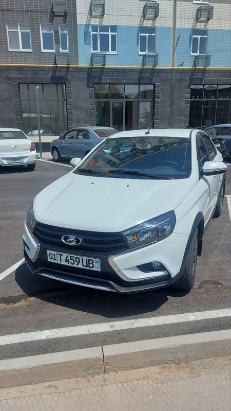 Lada vesta cross