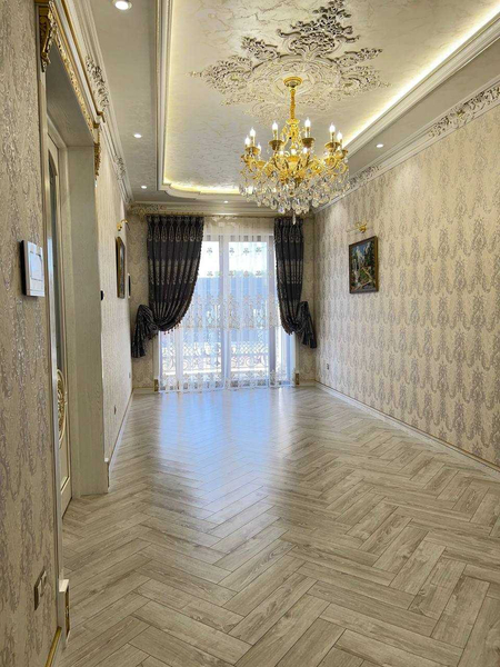 Е312 В ЦЕНТРЕ ГОРОДА! Шикарная Участка 8х ком на Айбек Гранд Мир Ракат