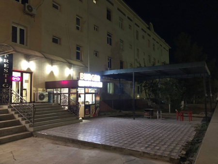 Kafe Sotiladi 6 yuli 34 maktab yuli