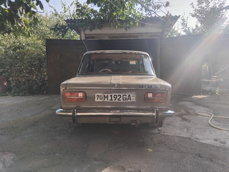 LADA ВАЗ 2103 sedan