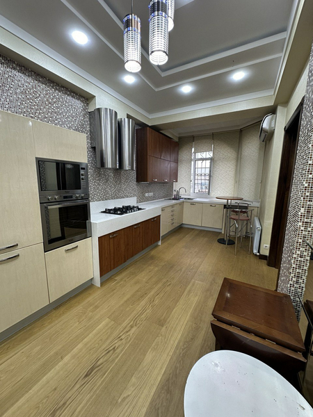 Садыка Азимова , Габус 5/6-7/7 244 м² евро