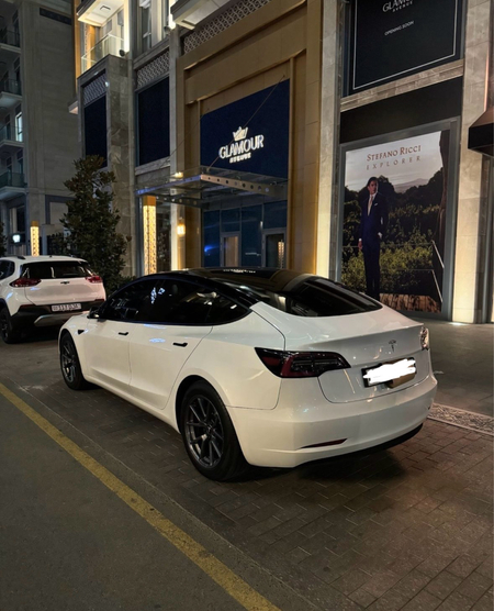 Tesla model 3 standard plus