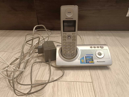 Радиотелефоны фирмы Panasonic 4 шт