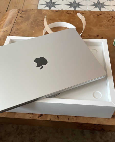 Mackbook Pro 16” M3 Pro 100%