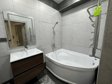 Airport House 3/5/10 105м2 с ЕвроРемнтом Аэропорт Яккасарай газ!!;